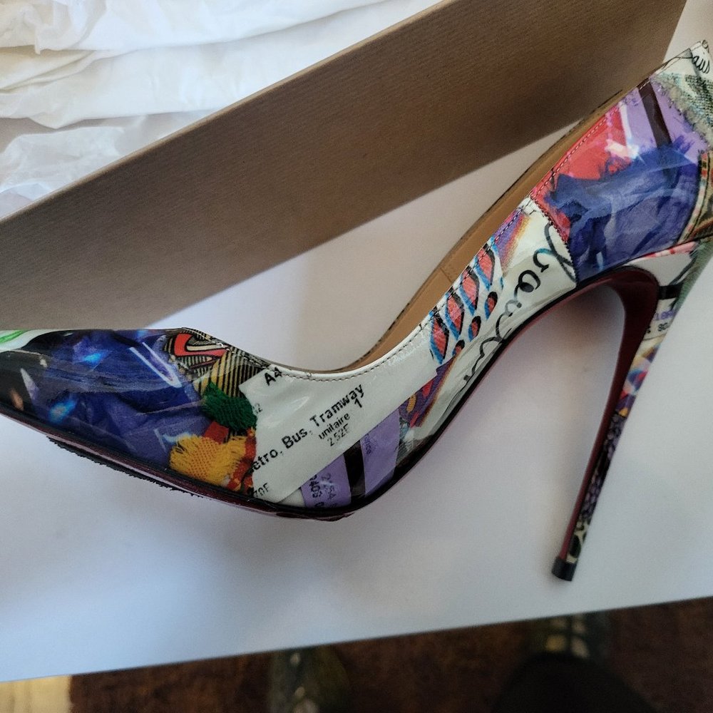 Christian Louboutin So Kate - Gem
